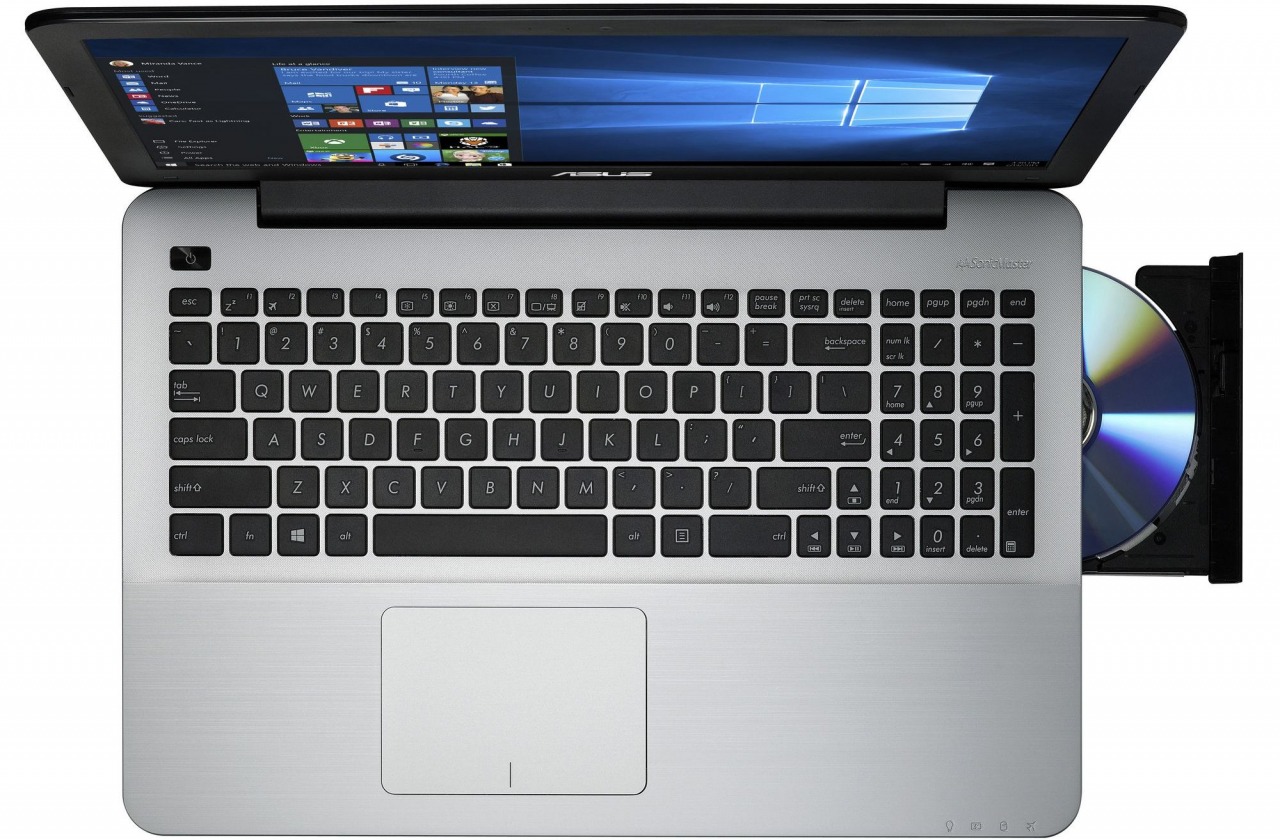 Laptop ASUS X555LB-XX025T: Filme, muzica, jocuri sau munca - TehnoNews.ro